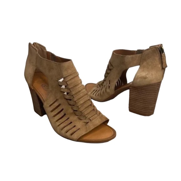 Franco Sarto | Shoes | Franco Sarto Brown Janice Block Heel Sandal ...